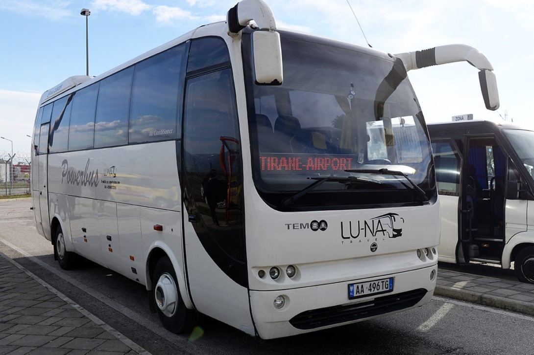 Luna sh pk: Reviews, Schedule and Tickets Booking