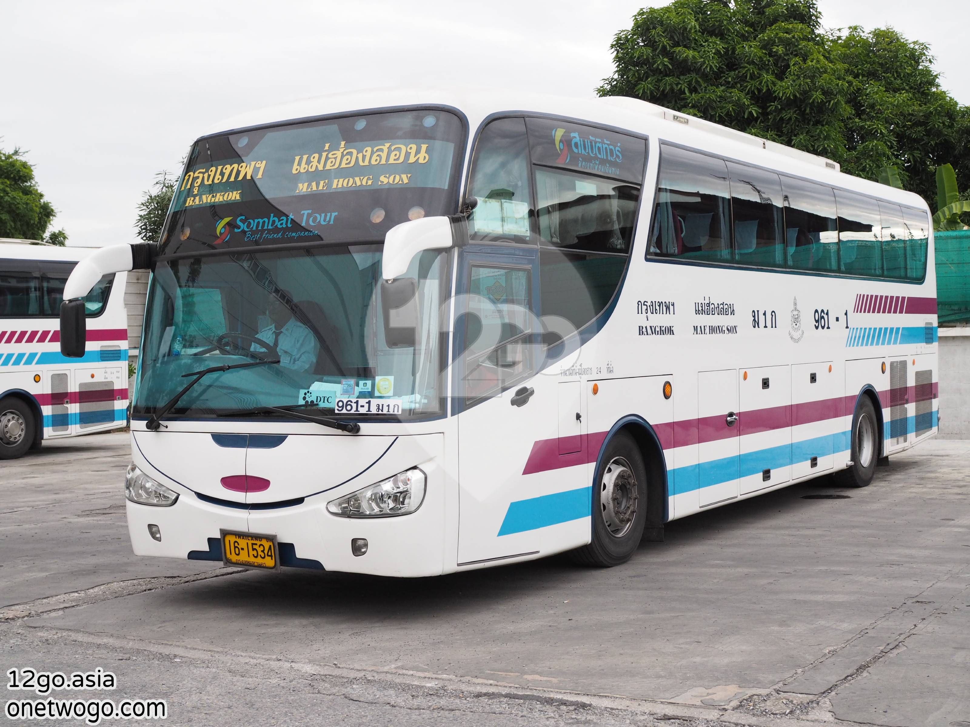 Sombat Tour: レビュー、スケジュール、チケット予約