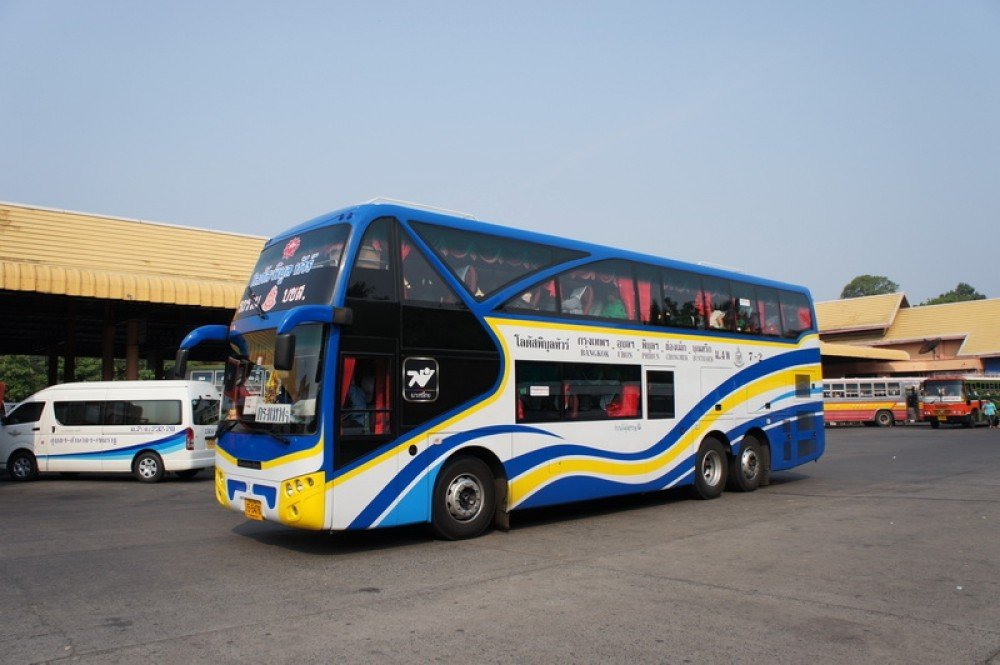 Bangkok to Nakhon Phanom by flight, bus from THB 423