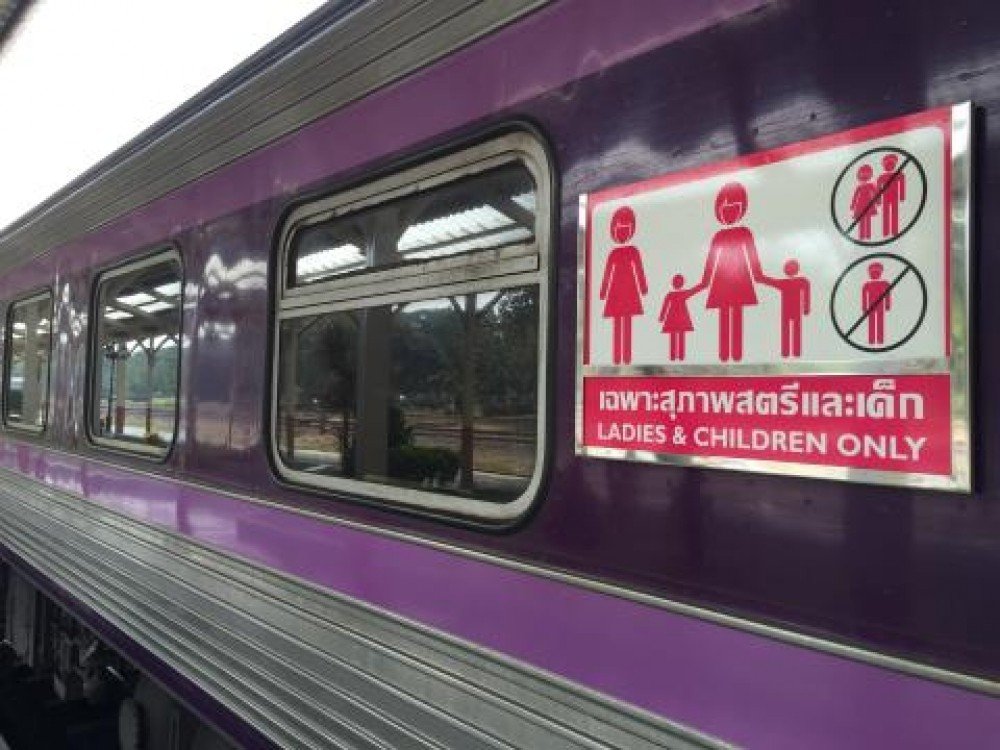 Thailand Train FAQ (types, classes, options and photos)